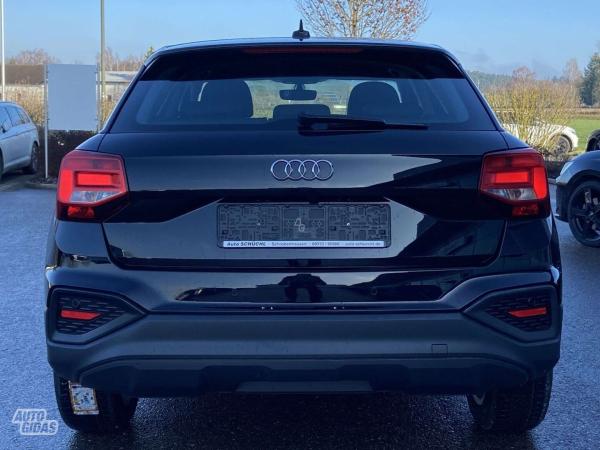 Melns Audi Q2 2022 Kauņa, ar dzinēja tilpumu 1.50 L un nobraukumu 46 tūkst. km par 24692 €, foto 4 vietnē AUTOMOTO.COM.LV