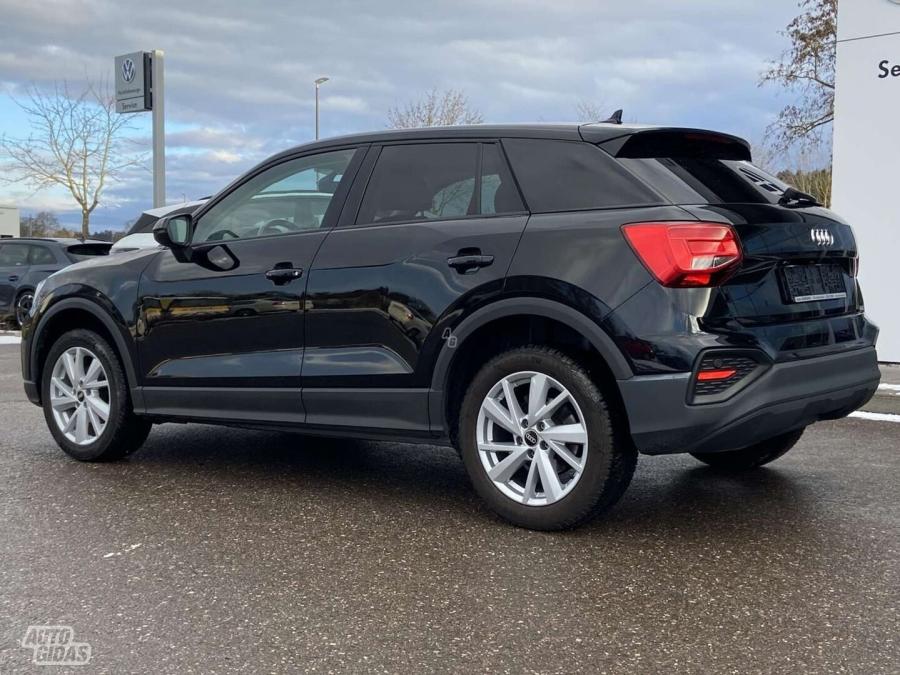 Black Audi Q2 2022 in Kaunas, with an engine capacity of 1.50 L and mileage of 47 thousand km for 24587 €, photo 3 on AUTOMOTO.COM.LV