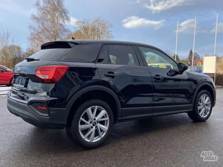 Black Audi Q2 2022 in Kaunas, with an engine capacity of 1.50 L and mileage of 47 thousand km for 24587 €, photo 5 on AUTOMOTO.COM.LV