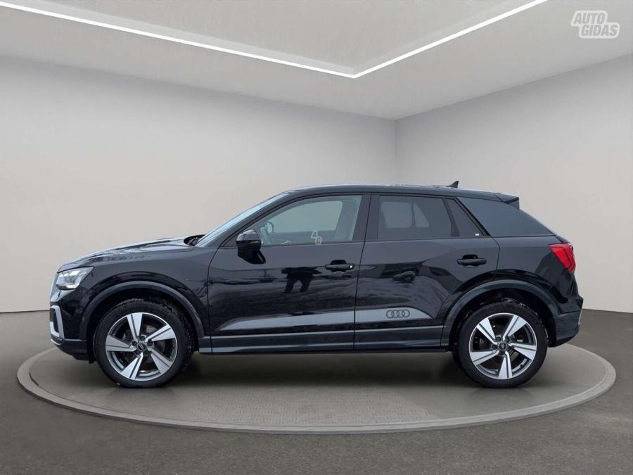 Melns Audi Q2 2022 Kauņa, ar dzinēja tilpumu 1.50 L un nobraukumu 42 tūkst. km par 28914 €, foto 5 vietnē AUTOMOTO.COM.LV