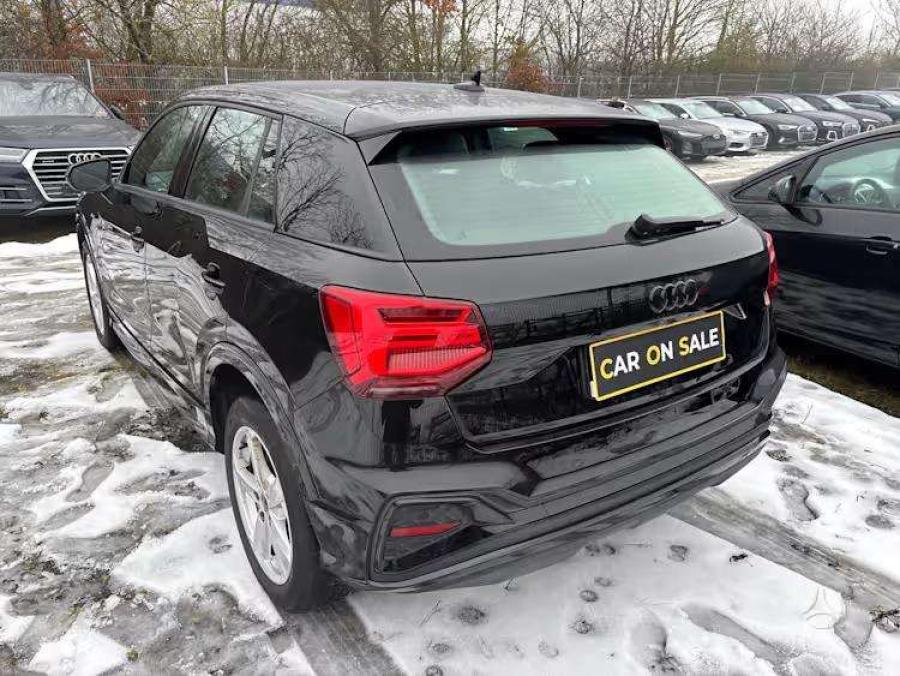 Black Audi Q2 2022 in Kaunas, with an engine capacity of 1.97 L and mileage of 176 thousand km for 16890 €, photo 3 on AUTOMOTO.COM.LV