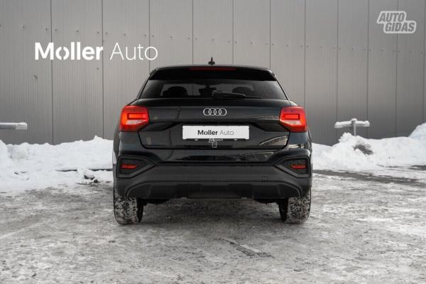 Black Audi Q2 2022 in Vilnius, with an engine capacity of 1.50 L and mileage of 100 thousand km for 24050 €, photo 5 on AUTOMOTO.COM.LV