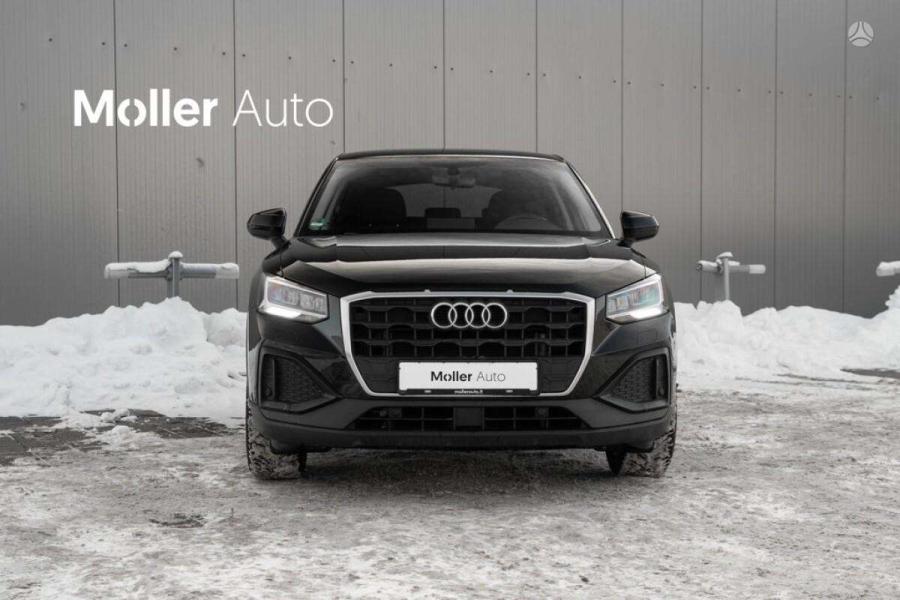 Black Audi Q2 2022 in Vilnius, with an engine capacity of 1.50 L and mileage of 46 thousand km for 24050 €, photo 2 on AUTOMOTO.COM.LV