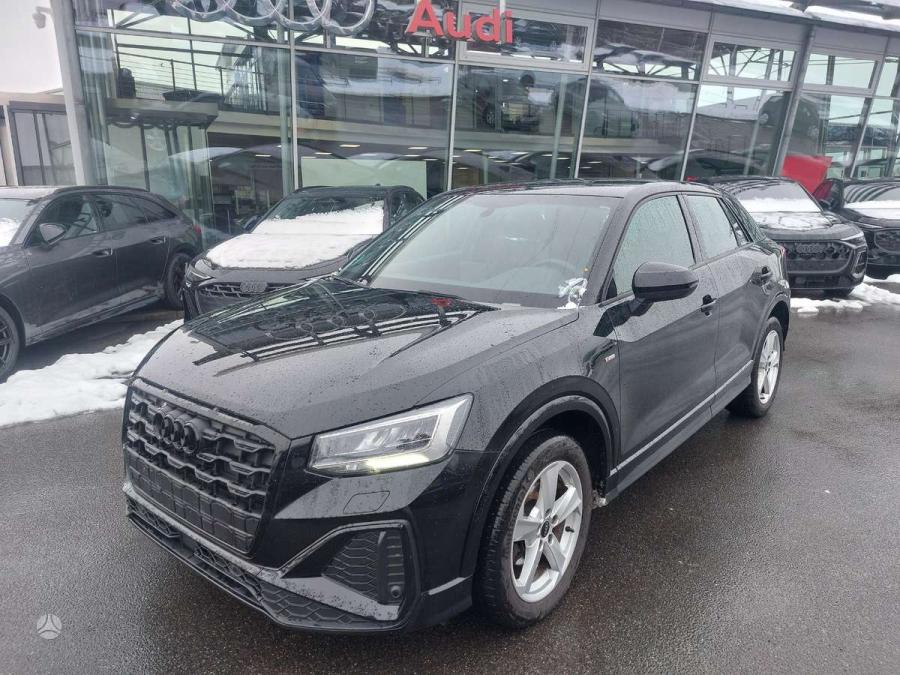 Black Audi Q2 2022 in Kaunas, with an engine capacity of 1.97 L and mileage of 176 thousand km for 16890 €, photo 1 on AUTOMOTO.COM.LV