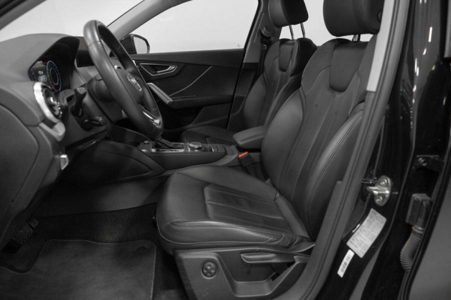 Black Audi Q2 2022 in Vilnius, with an engine capacity of 1.50 L and mileage of 100 thousand km for 22900 €, photo 22 on AUTOMOTO.COM.LV