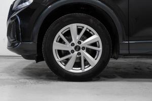Black Audi Q2 2022 in Vilnius, with an engine capacity of 1.50 L and mileage of 100 thousand km for 22900 €, photo 25 on AUTOMOTO.COM.LV