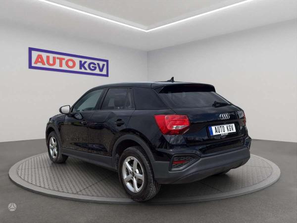 Melns Audi Q2 2022 Kauņa, ar dzinēja tilpumu 1.50 L un nobraukumu 9 tūkst. km par 19999 €, foto 3 vietnē AUTOMOTO.COM.LV