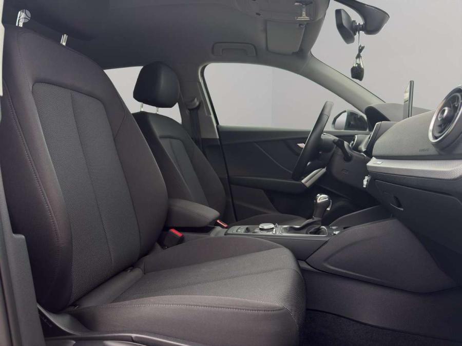 Black Audi Q2 2022 in Kaunas, with an engine capacity of 1.50 L and mileage of 9 thousand km for 19999 €, photo 9 on AUTOMOTO.COM.LV