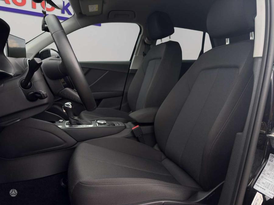 Black Audi Q2 2022 in Kaunas, with an engine capacity of 1.50 L and mileage of 9 thousand km for 19999 €, photo 15 on AUTOMOTO.COM.LV