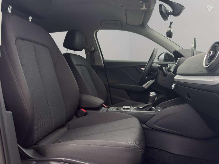 Black Audi Q2 2022 in Kaunas, with an engine capacity of 1.50 L and mileage of 9 thousand km for 19999 €, photo 9 on AUTOMOTO.COM.LV