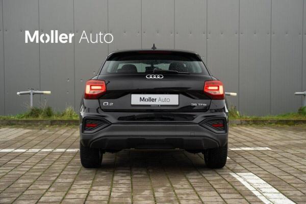 Melns Audi Q2 2023 Viļņa, ar dzinēja tilpumu 1.50 L un nobraukumu 55 tūkst. km par 27000 €, foto 5 vietnē AUTOMOTO.COM.LV