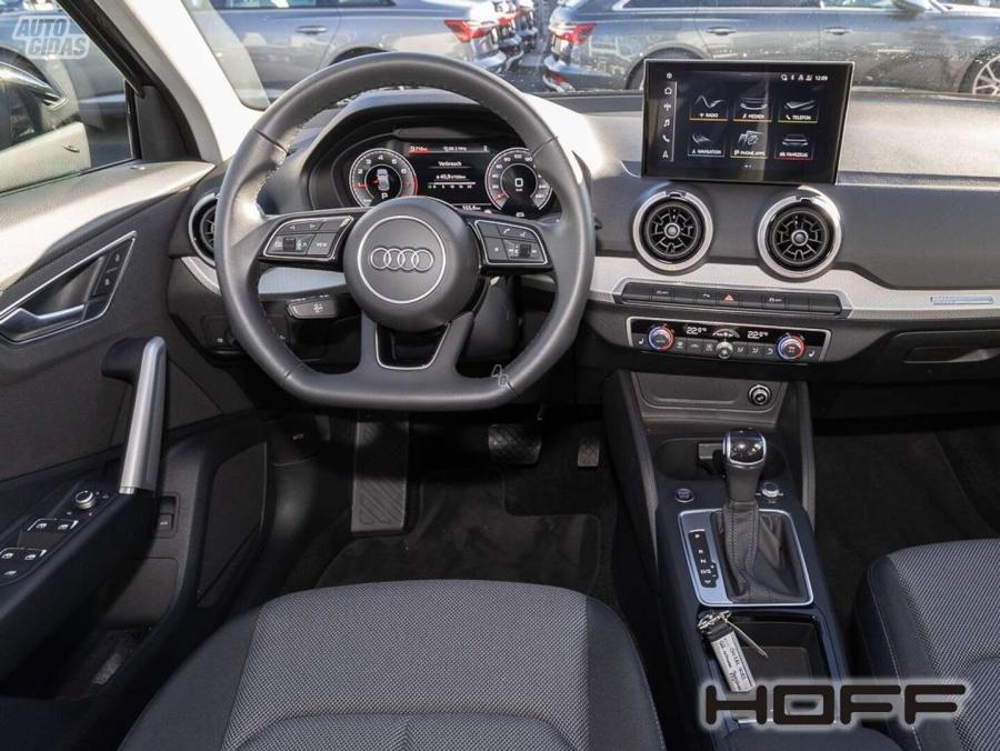 Melns Audi Q2 2024 Kauņa, ar dzinēja tilpumu 1.50 L un nobraukumu 14 tūkst. km par 31644 €, foto 6 vietnē AUTOMOTO.COM.LV