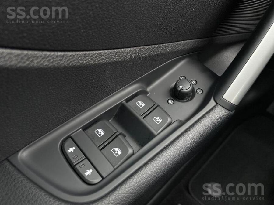 Black Audi Q2 2024 in Riga, with an engine capacity of 1.50 L and mileage of 82 thousand km for 22990 €, photo 26 on AUTOMOTO.COM.LV