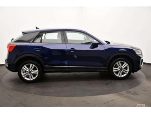 Zils Audi Q2 2023 Kauņa, ar dzinēja tilpumu 2.00 L un nobraukumu 52 tūkst. km par 32690 €, foto 18 vietnē AUTOMOTO.COM.LV