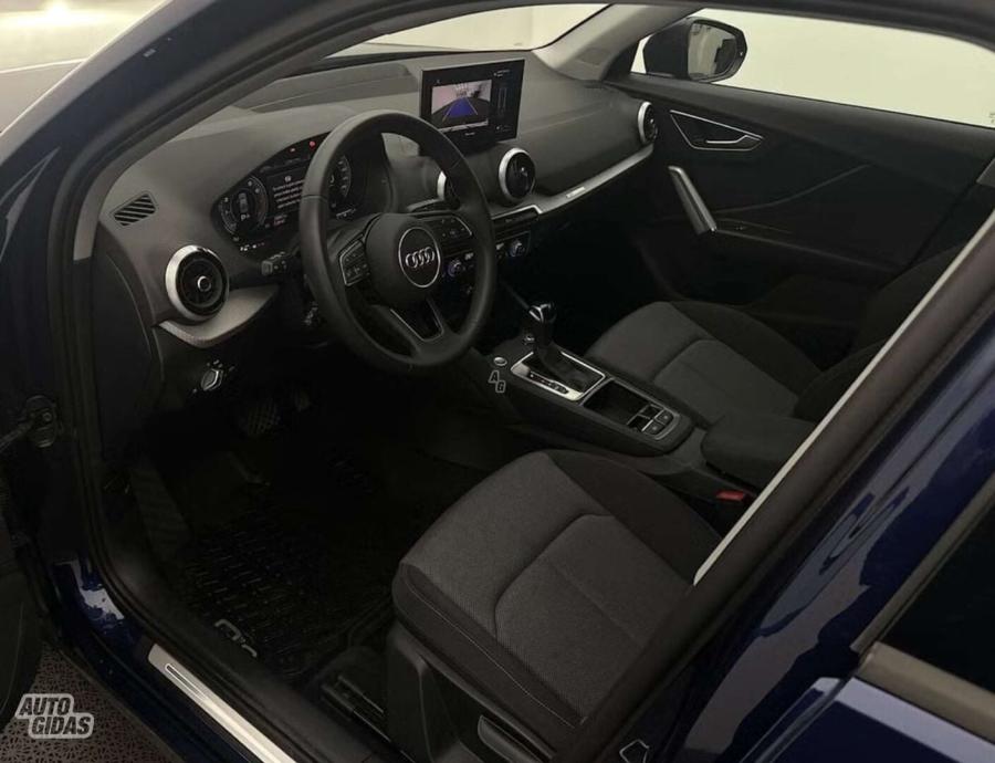 Blue Audi Q2 2024 in Kaunas, with an engine capacity of 1.50 L and mileage of 59 thousand km for 28925 €, photo 4 on AUTOMOTO.COM.LV