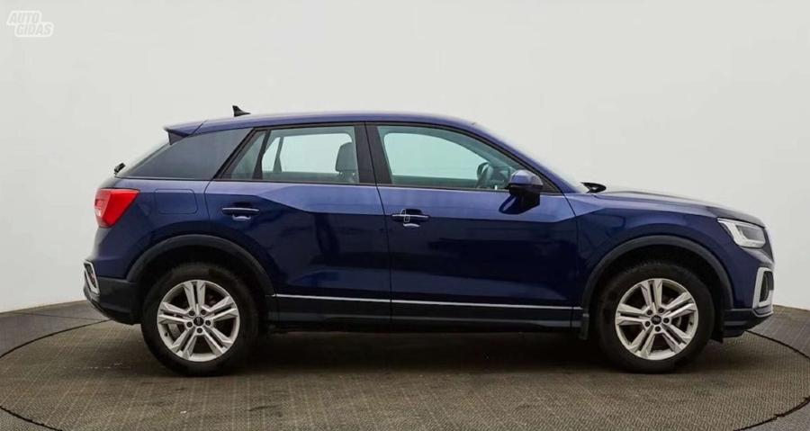 Blue Audi Q2 2024 in Kaunas, with an engine capacity of 1.50 L and mileage of 59 thousand km for 28925 €, photo 8 on AUTOMOTO.COM.LV