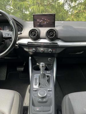 Audi Q2 2018 in Kaisiadorys, with an engine capacity of 1.60 L and mileage of 240 thousand km for 11450 €, photo 11 on AUTOMOTO.COM.LV