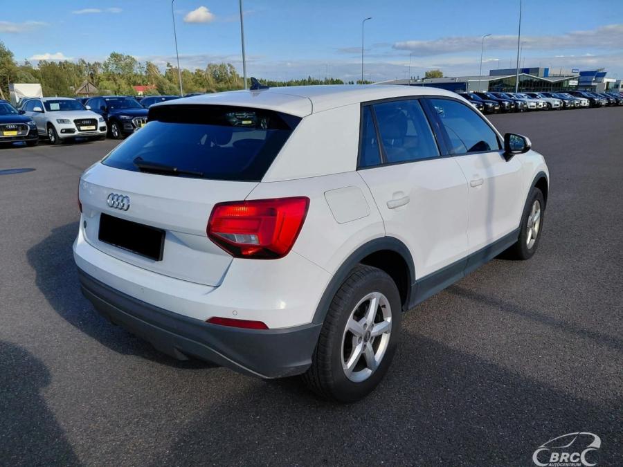 Audi Q2 2019 in Vilnius, with an engine capacity of 1.50 L and mileage of 181 thousand km for 12900 €, photo 5 on AUTOMOTO.COM.LV