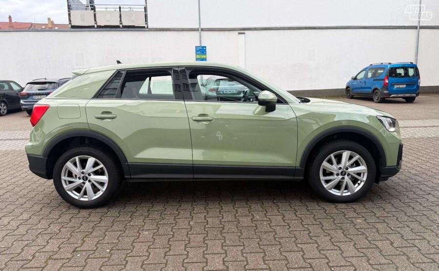Zaļš Audi Q2 2021 Kauņa, ar dzinēja tilpumu 1.50 L un nobraukumu 13 tūkst. km par 27982 €, foto 6 vietnē AUTOMOTO.COM.LV