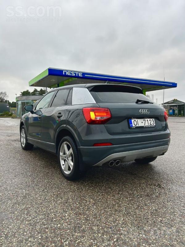 Pelēks Audi Q2 2017 Cēsis, ar dzinēja tilpumu 2.00 L un nobraukumu 241 tūkst. km par 15500 €, foto 1 vietnē AUTOMOTO.COM.LV