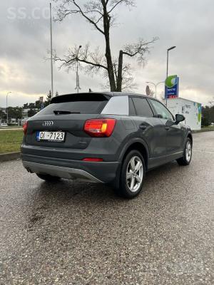 Grey Audi Q2 2017 in Cesis, with an engine capacity of 2.00 L and mileage of 241 thousand km for 15500 €, photo 3 on AUTOMOTO.COM.LV