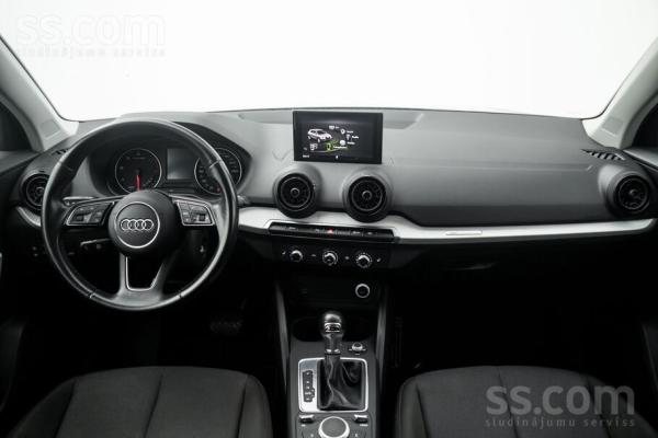 Audi Q2 2017 in Tallinn on AUTOMOTO.COM.LV Grey Audi Q2 2017 in Tallinn, with an engine capacity of 1.60 L and mileage of 193 thousand km for 13999 €, photo 3 on AUTOMOTO.COM.LV