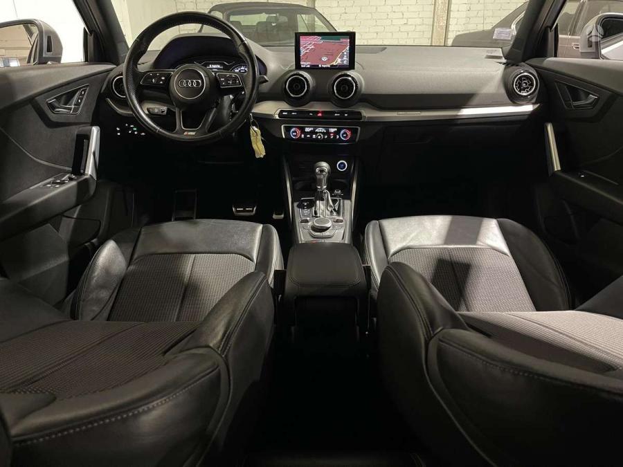 Grey Audi Q2 2017 in Klaipeda, with an engine capacity of 1.40 L and mileage of 209 thousand km for 14999 €, photo 16 on AUTOMOTO.COM.LV