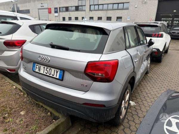 Pelēks Audi Q2 2018 Šauļi, ar dzinēja tilpumu 1.60 L un nobraukumu 190 tūkst. km par 3700 €, foto 6 vietnē AUTOMOTO.COM.LV