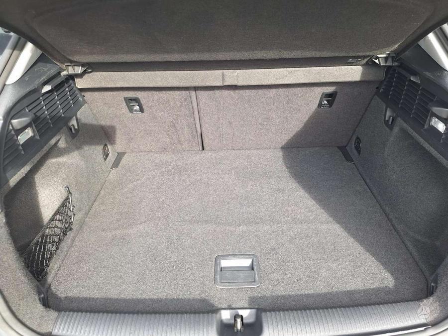 Grey Audi Q2 2018 in Taurage, with an engine capacity of 1.60 L and mileage of 202 thousand km for 12500 €, photo 18 on AUTOMOTO.COM.LV