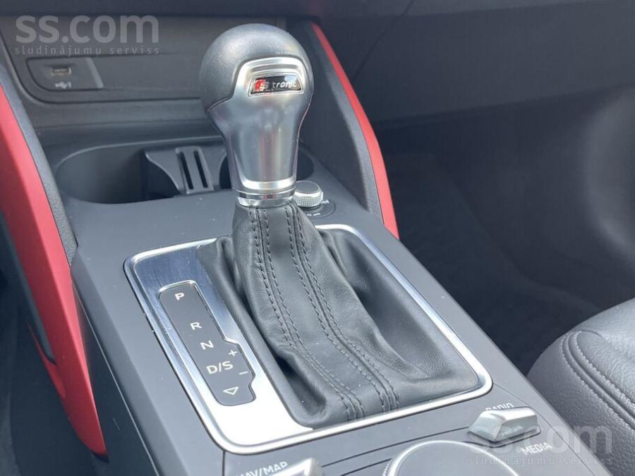 Grey Audi Q2 2019 in Riga, with an engine capacity of 1.50 L and mileage of 123 thousand km for 17950 €, photo 19 on AUTOMOTO.COM.LV