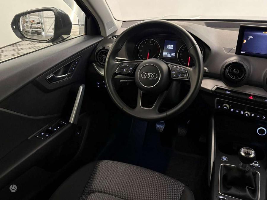 Pelēks Audi Q2 2019 Marijampole, ar dzinēja tilpumu 1.50 L un nobraukumu 68 tūkst. km par 14999 €, foto 15 vietnē AUTOMOTO.COM.LV