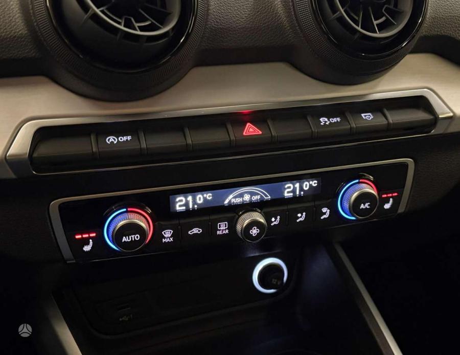 Pelēks Audi Q2 2019 Marijampole, ar dzinēja tilpumu 1.50 L un nobraukumu 68 tūkst. km par 14999 €, foto 21 vietnē AUTOMOTO.COM.LV