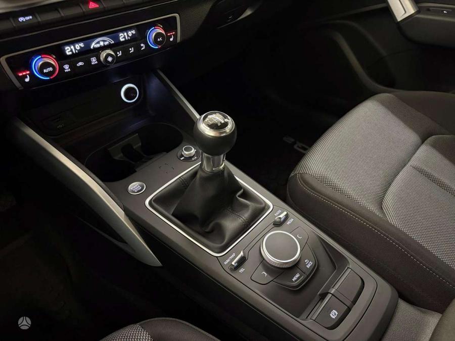 Pelēks Audi Q2 2019 Marijampole, ar dzinēja tilpumu 1.50 L un nobraukumu 68 tūkst. km par 14999 €, foto 22 vietnē AUTOMOTO.COM.LV