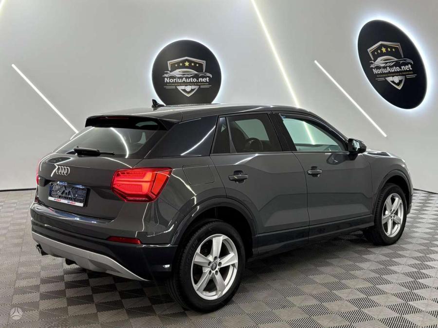 Pelēks Audi Q2 2019 Marijampole, ar dzinēja tilpumu 1.50 L un nobraukumu 68 tūkst. km par 14999 €, foto 26 vietnē AUTOMOTO.COM.LV