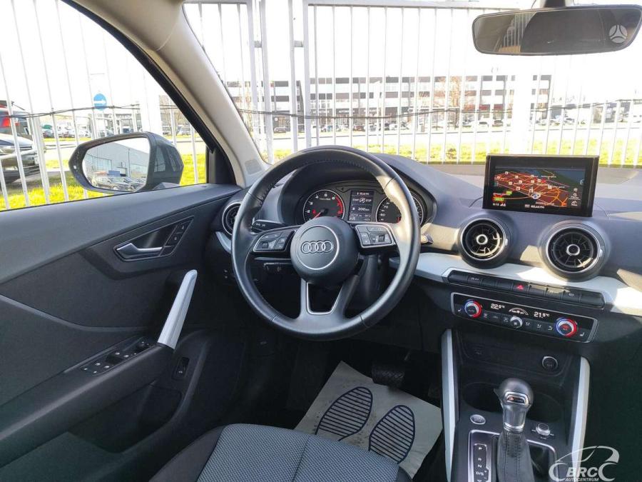 Grey Audi Q2 2020 in Klaipeda, with an engine capacity of 1.50 L and mileage of 103 thousand km for 16500 €, photo 5 on AUTOMOTO.COM.LV