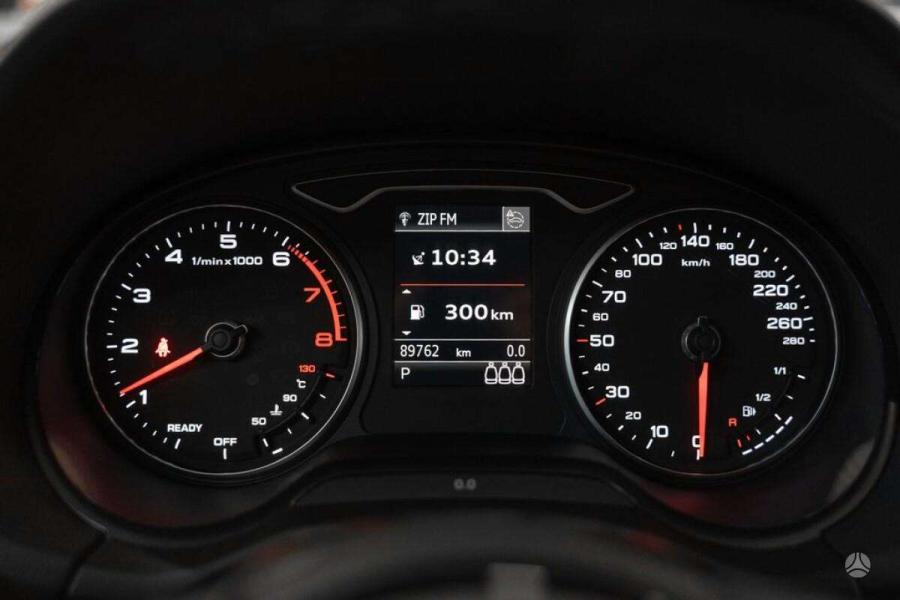 Grey Audi Q2 2021 in Vilnius, with an engine capacity of 1.50 L and mileage of 90 thousand km for 17900 €, photo 12 on AUTOMOTO.COM.LV