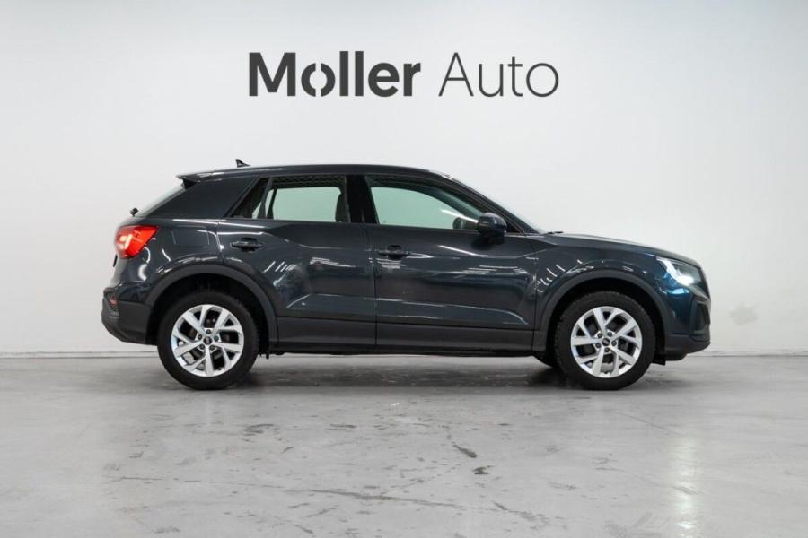 Pelēks Audi Q2 2021 Viļņa, ar dzinēja tilpumu 1.50 L un nobraukumu 90 tūkst. km par 17900 €, foto 5 vietnē AUTOMOTO.COM.LV