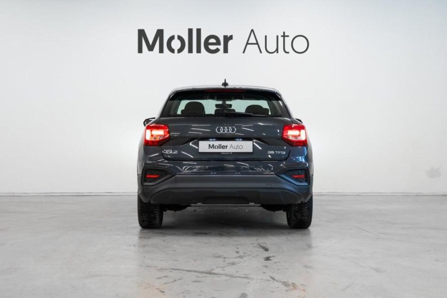 Pelēks Audi Q2 2021 Viļņa, ar dzinēja tilpumu 1.50 L un nobraukumu 90 tūkst. km par 17900 €, foto 7 vietnē AUTOMOTO.COM.LV