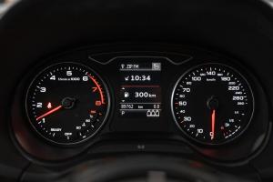 Pelēks Audi Q2 2021 Viļņa, ar dzinēja tilpumu 1.50 L un nobraukumu 90 tūkst. km par 17900 €, foto 12 vietnē AUTOMOTO.COM.LV