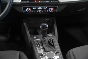 Pelēks Audi Q2 2021 Viļņa, ar dzinēja tilpumu 1.50 L un nobraukumu 90 tūkst. km par 17900 €, foto 18 vietnē AUTOMOTO.COM.LV