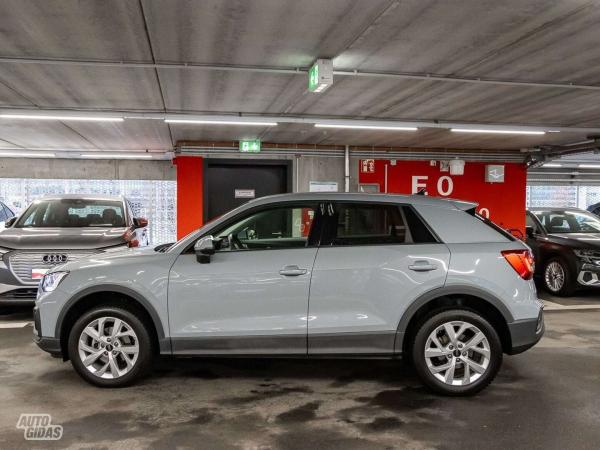 Pelēks Audi Q2 2023 Kauņa, ar dzinēja tilpumu 1.00 L un nobraukumu 22 tūkst. km par 25615 €, foto 3 vietnē AUTOMOTO.COM.LV