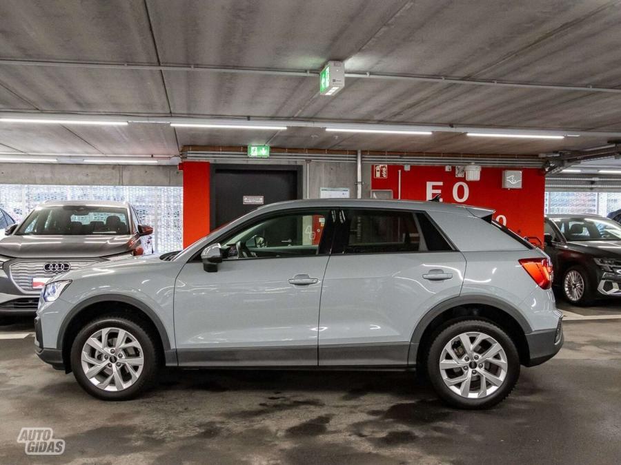 Pelēks Audi Q2 2023 Kauņa, ar dzinēja tilpumu 1.00 L un nobraukumu 22 tūkst. km par 25615 €, foto 3 vietnē AUTOMOTO.COM.LV