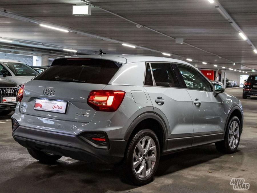 Pelēks Audi Q2 2023 Kauņa, ar dzinēja tilpumu 1.00 L un nobraukumu 22 tūkst. km par 25615 €, foto 6 vietnē AUTOMOTO.COM.LV