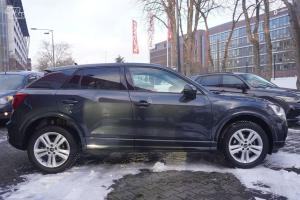 Grey Audi Q2 2023 in Kaunas, with an engine capacity of 1.50 L and mileage of 98 thousand km for 25995 €, photo 5 on AUTOMOTO.COM.LV