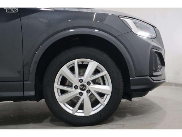 Grey Audi Q2 2024 in Kaunas, with an engine capacity of 2.00 L and mileage of 20 thousand km for 32566 €, photo 5 on AUTOMOTO.COM.LV