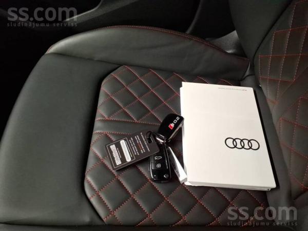 Grey Audi Q2 2025 in Riga, with an engine capacity of 2.00 L and mileage of 7 thousand km for 45400 €, photo 6 on AUTOMOTO.COM.LV
