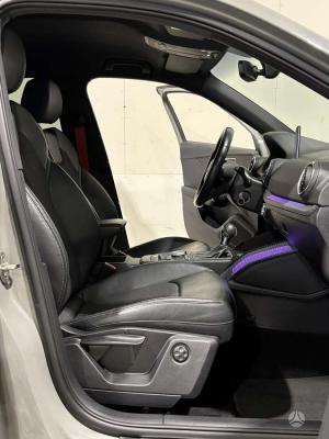 Grey Audi Q2 2017 in Klaipeda, with an engine capacity of 1.40 L and mileage of 212 thousand km for 14999 €, photo 10 on AUTOMOTO.COM.LV