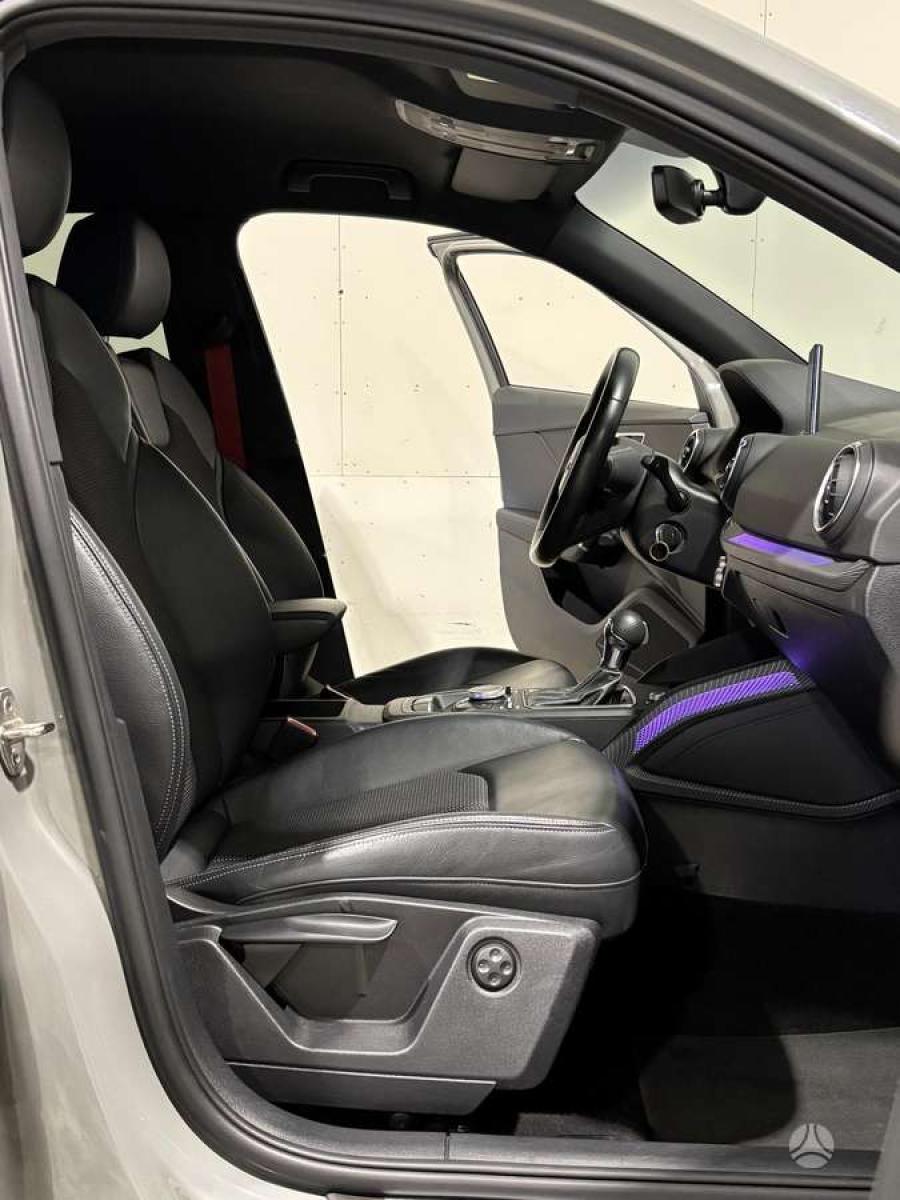 Grey Audi Q2 2017 in Klaipeda, with an engine capacity of 1.40 L and mileage of 212 thousand km for 14999 €, photo 10 on AUTOMOTO.COM.LV