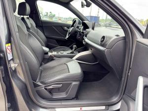 Grey Audi Q2 2017 in Panevezys, with an engine capacity of 1.60 L and mileage of 249 thousand km for 12990 €, photo 17 on AUTOMOTO.COM.LV