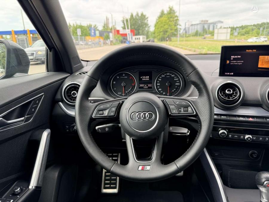 Grey Audi Q2 2017 in Panevezys, with an engine capacity of 1.60 L and mileage of 249 thousand km for 12990 €, photo 19 on AUTOMOTO.COM.LV